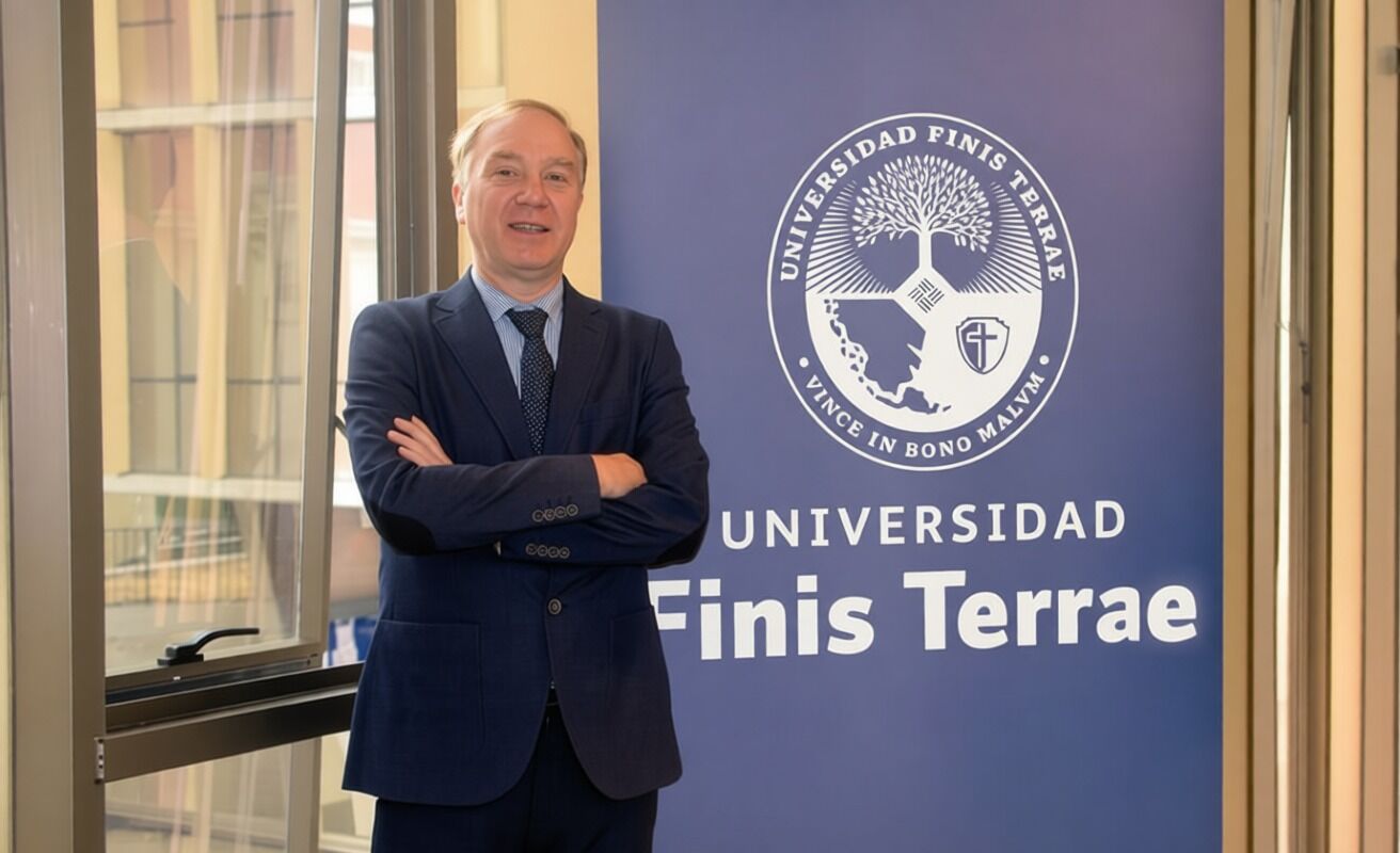 Dr. Ignacio Chuecas se adjudica beca para integrarse como investigador ...